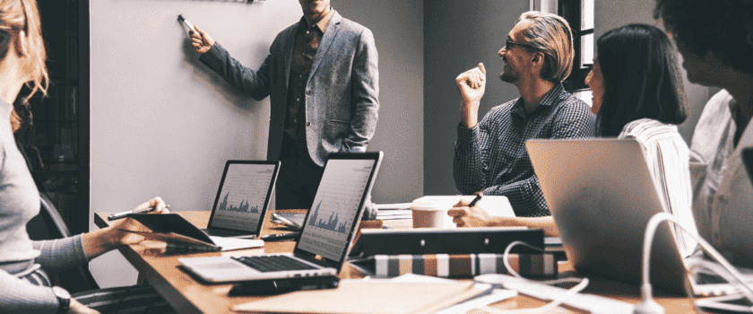 How to Set Call Center SMART Goals with Examples